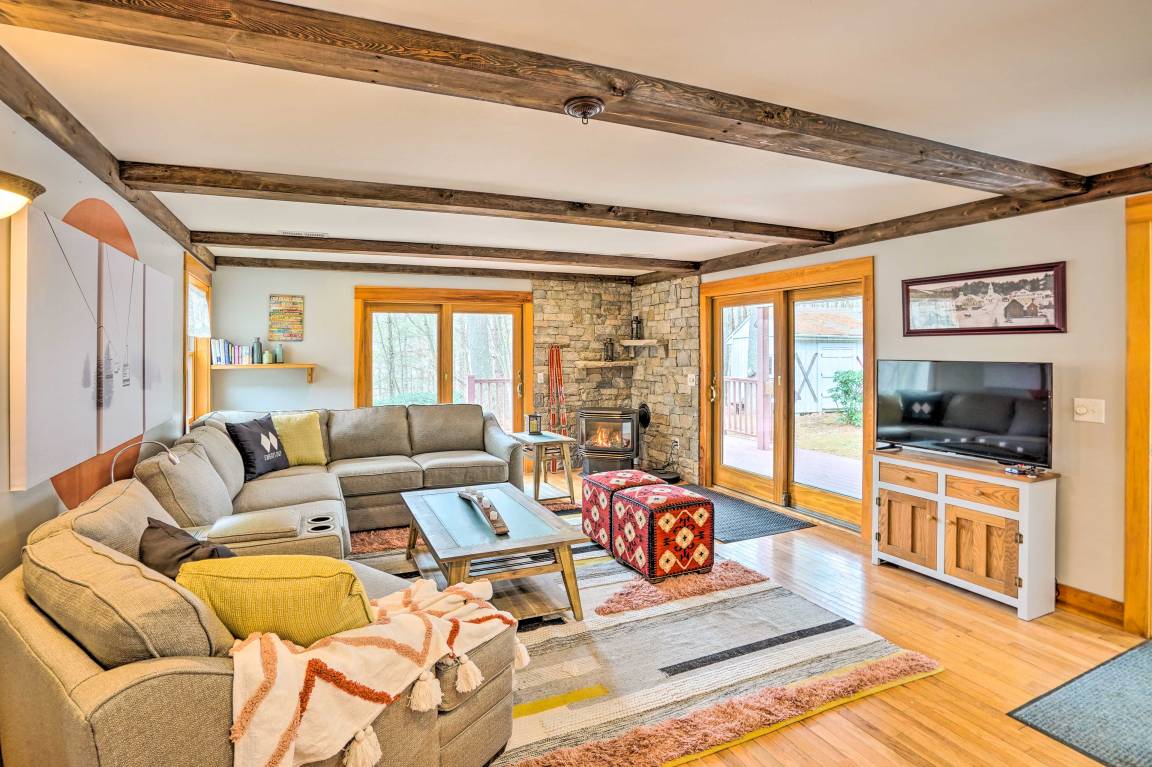 167 M² Apartment ∙ 3 Bedrooms ∙ 6 Guests - Mohawk Trail State Forest, Charlemont