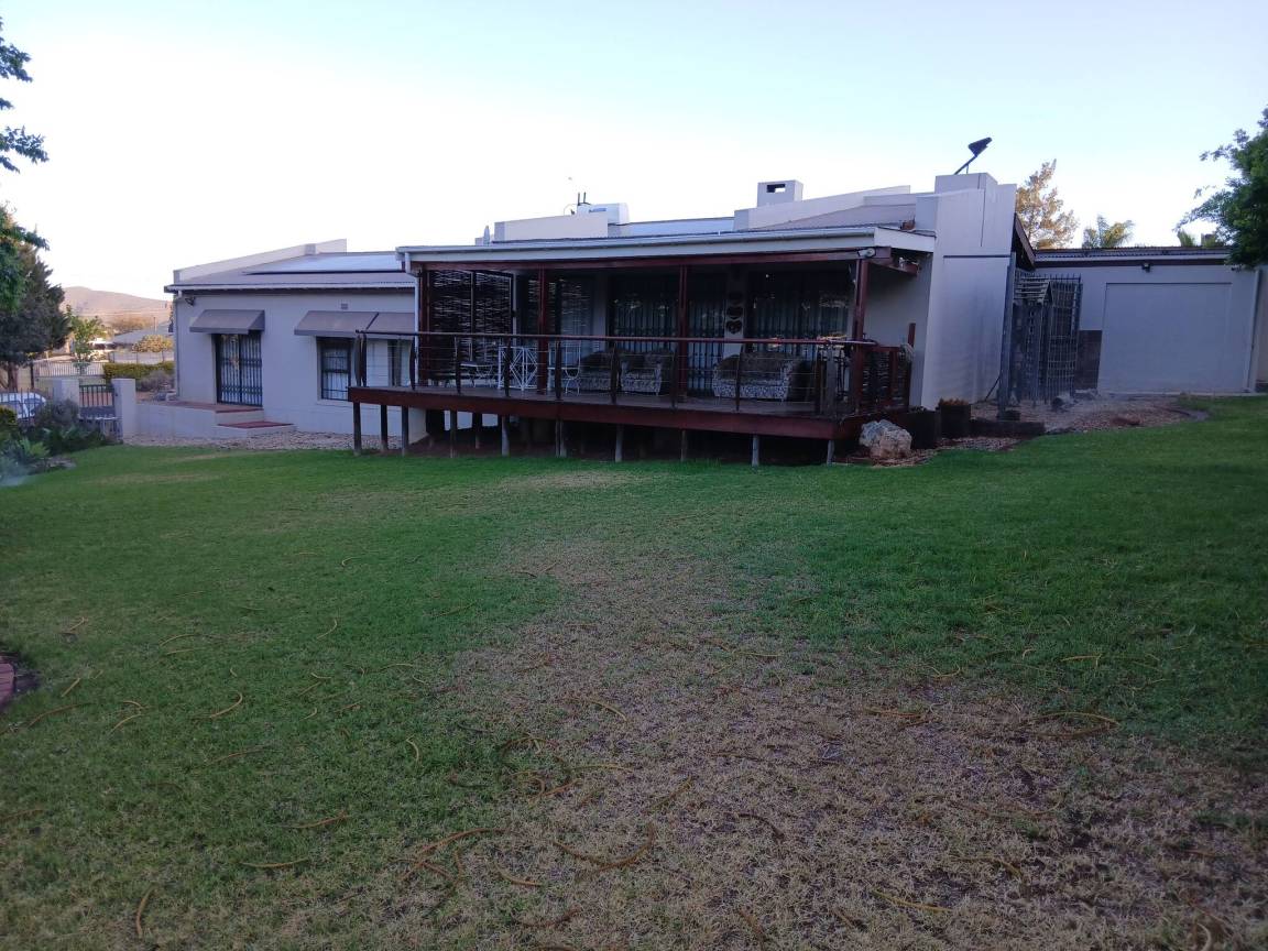 1728 M² House ∙ 3 Bedrooms ∙ 6 Guests - Bonnievale