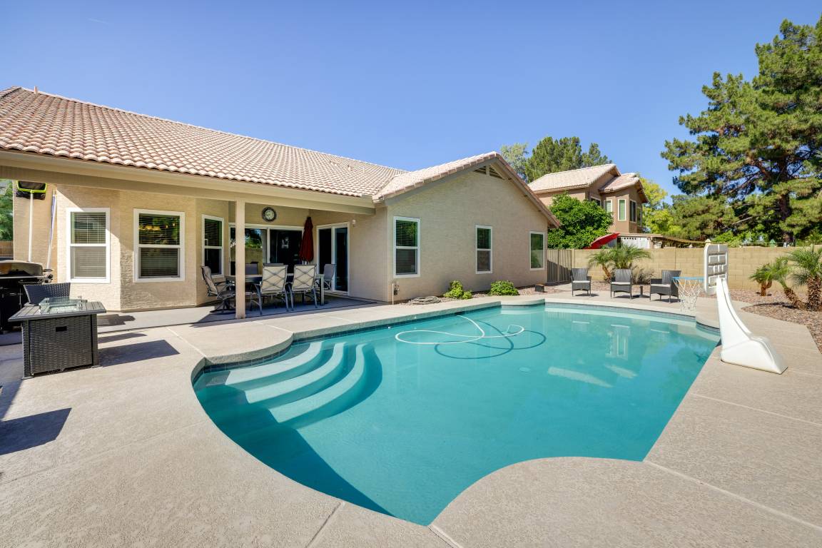 194 M² House ∙ 4 Bedrooms ∙ 6 Guests - Gila River Resorts & Casinos - Lone Butte
