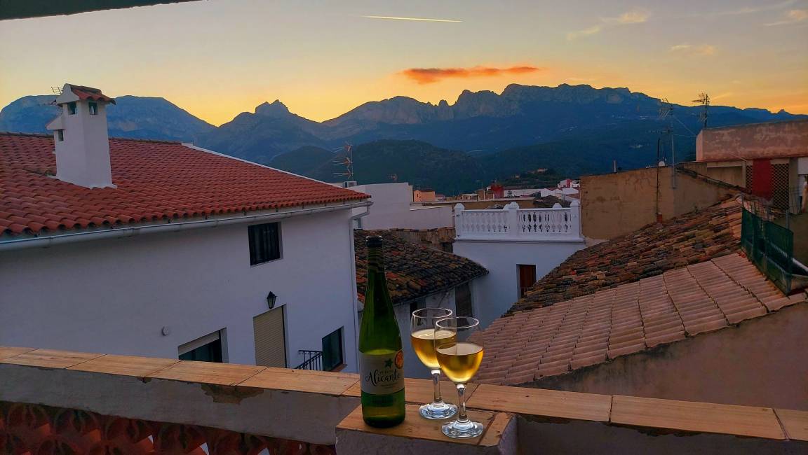 160 M² House ∙ 2 Bedrooms ∙ 5 Guests - Altea