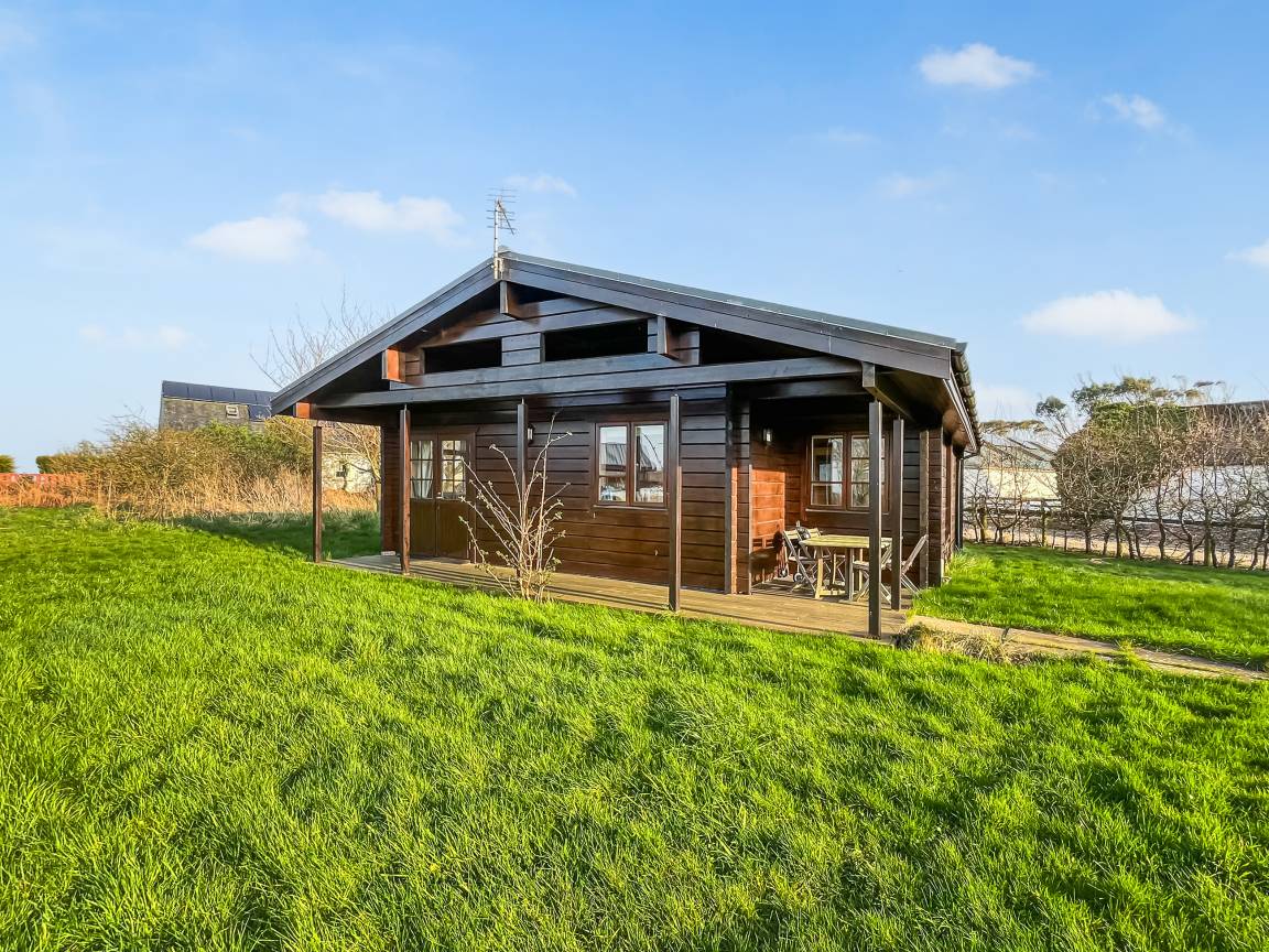 Cottage ∙ 2 Bedrooms ∙ 4 Guests - Caerlaverock Castle