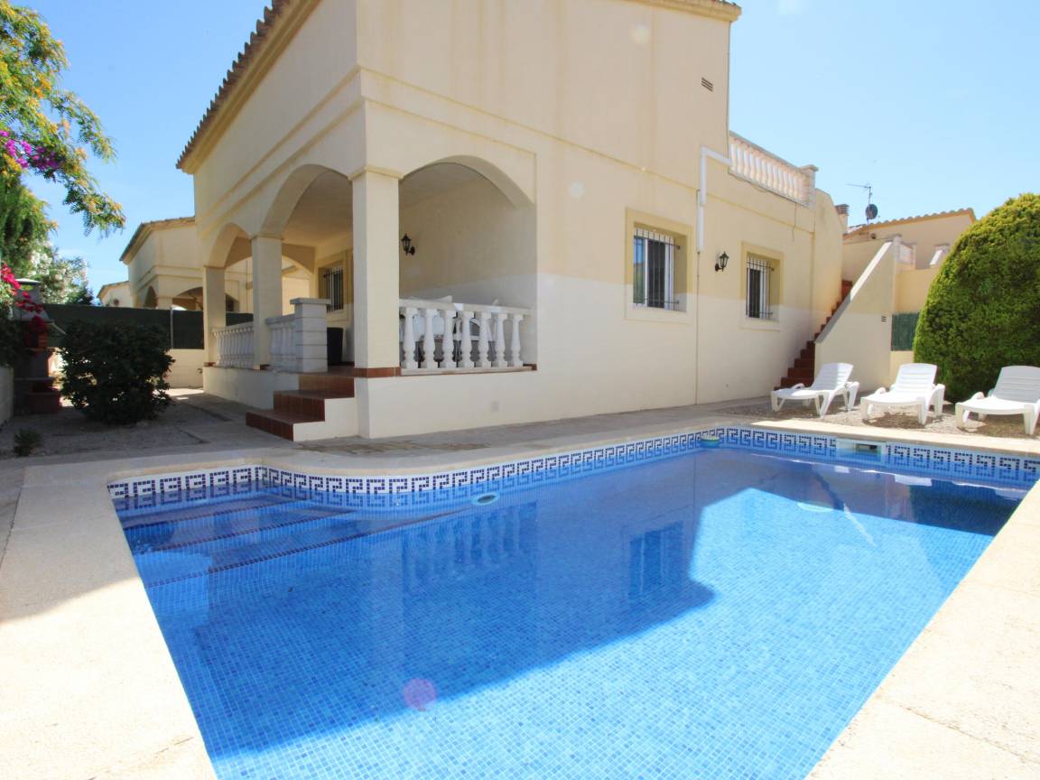 85 M² Cottage ∙ 3 Chambres ∙ 6 Personnes - Riumar