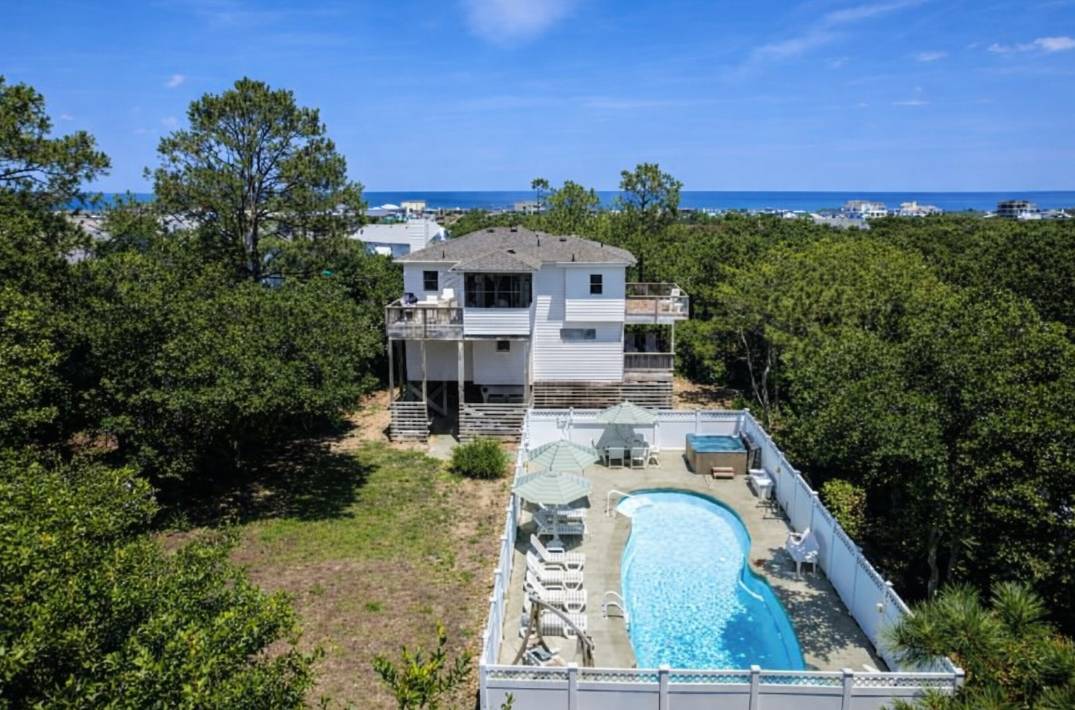 House ∙ 4 Bedrooms ∙ 8 Guests - Southern Shores, NC