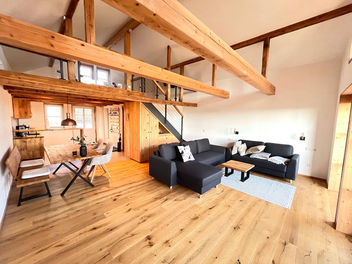 65 M² Apartment ∙ 1 Bedroom ∙ 4 Guests - Bad Windsheim