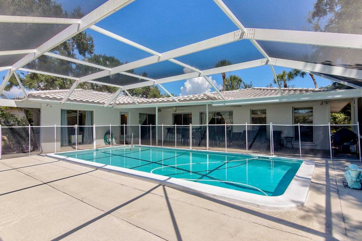 177 M² House ∙ 4 Bedrooms ∙ 8 Guests - Siesta Key, FL