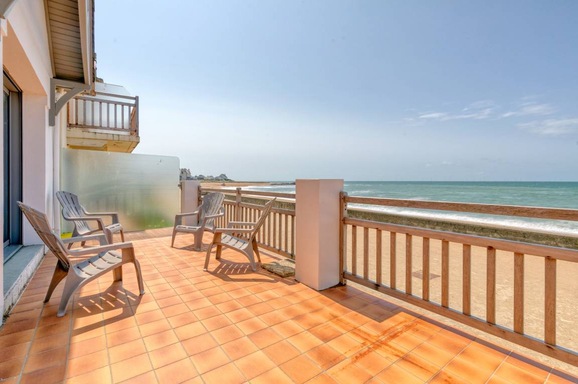 200 M² Villa ∙ 6 Chambres ∙ 16 Personnes - Batz-sur-Mer