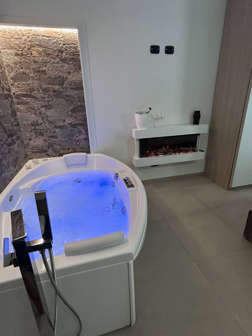 62 M² Appartamento Vacanza ∙ 2 Camere Da Letto ∙ 6 Ospiti - Omegna