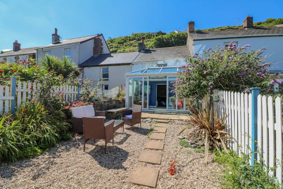 Cottage ∙ 2 Bedrooms ∙ 4 Guests - Redruth
