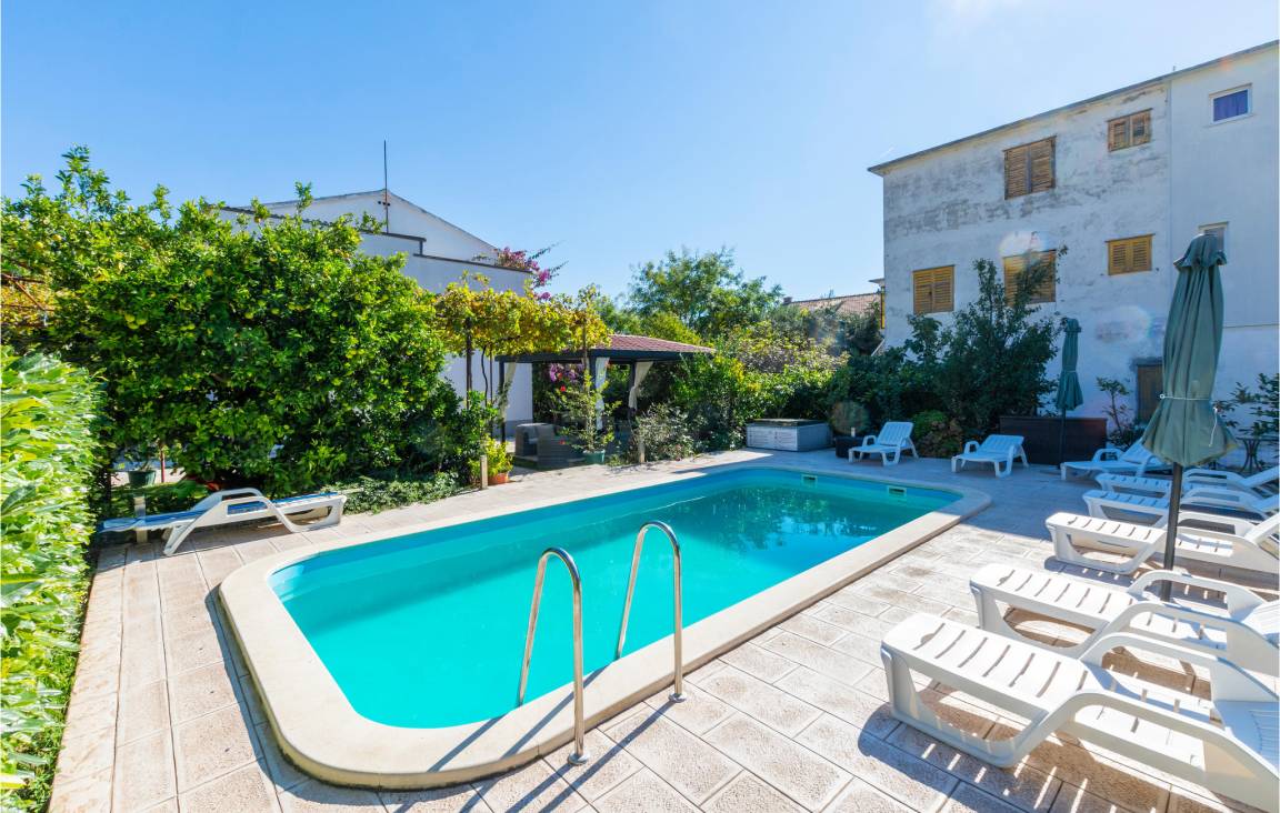 60 M² Apartment ∙ 2 Bedrooms ∙ 6 Guests - Split