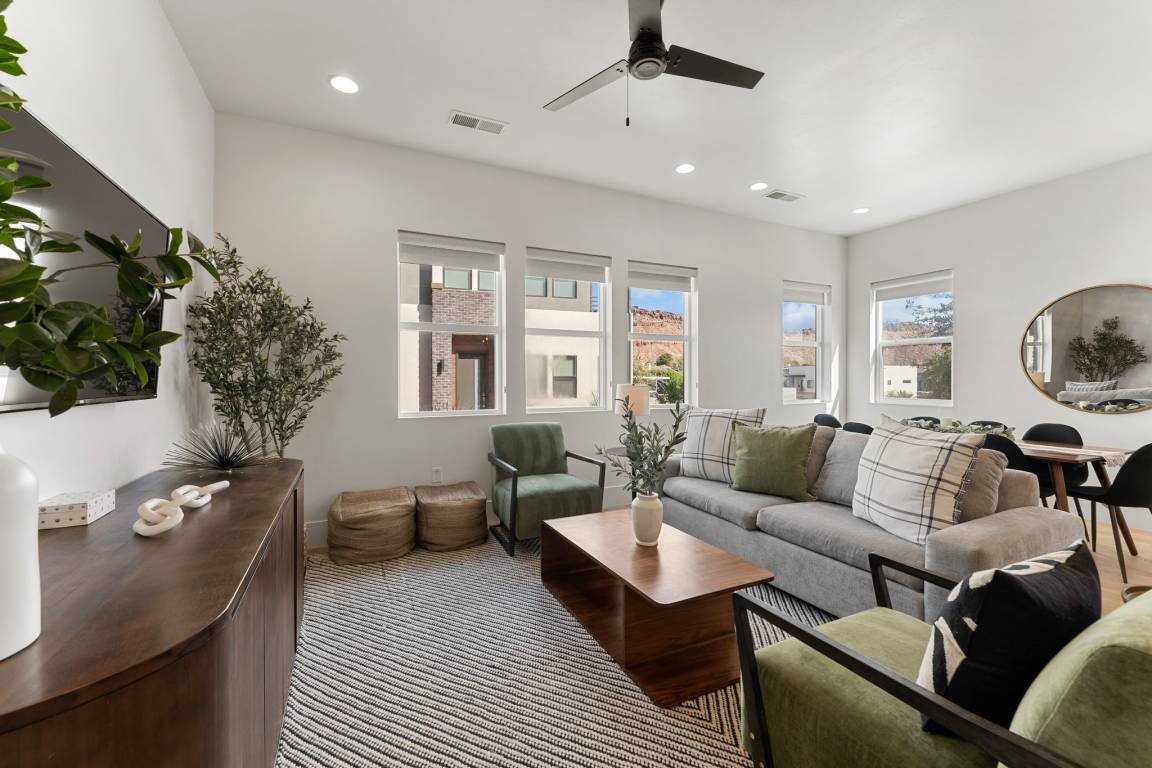 239 M² House ∙ 4 Bedrooms ∙ 15 Guests - St. George, USA