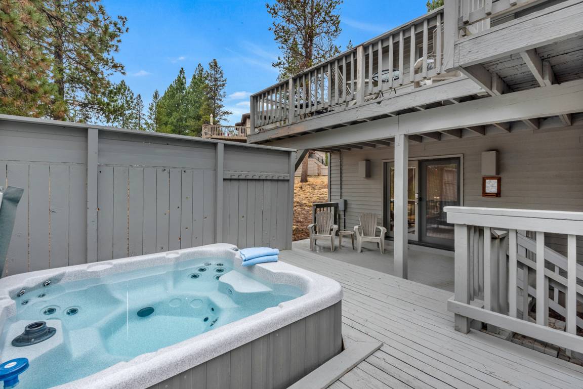 200 M² House ∙ 3 Bedrooms ∙ 10 Guests - Sunriver, OR