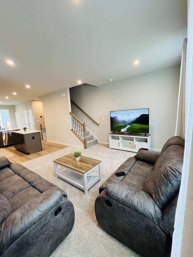 149 M² Apartment ∙ 3 Bedrooms ∙ 1 Guest - Fredericksburg, VA