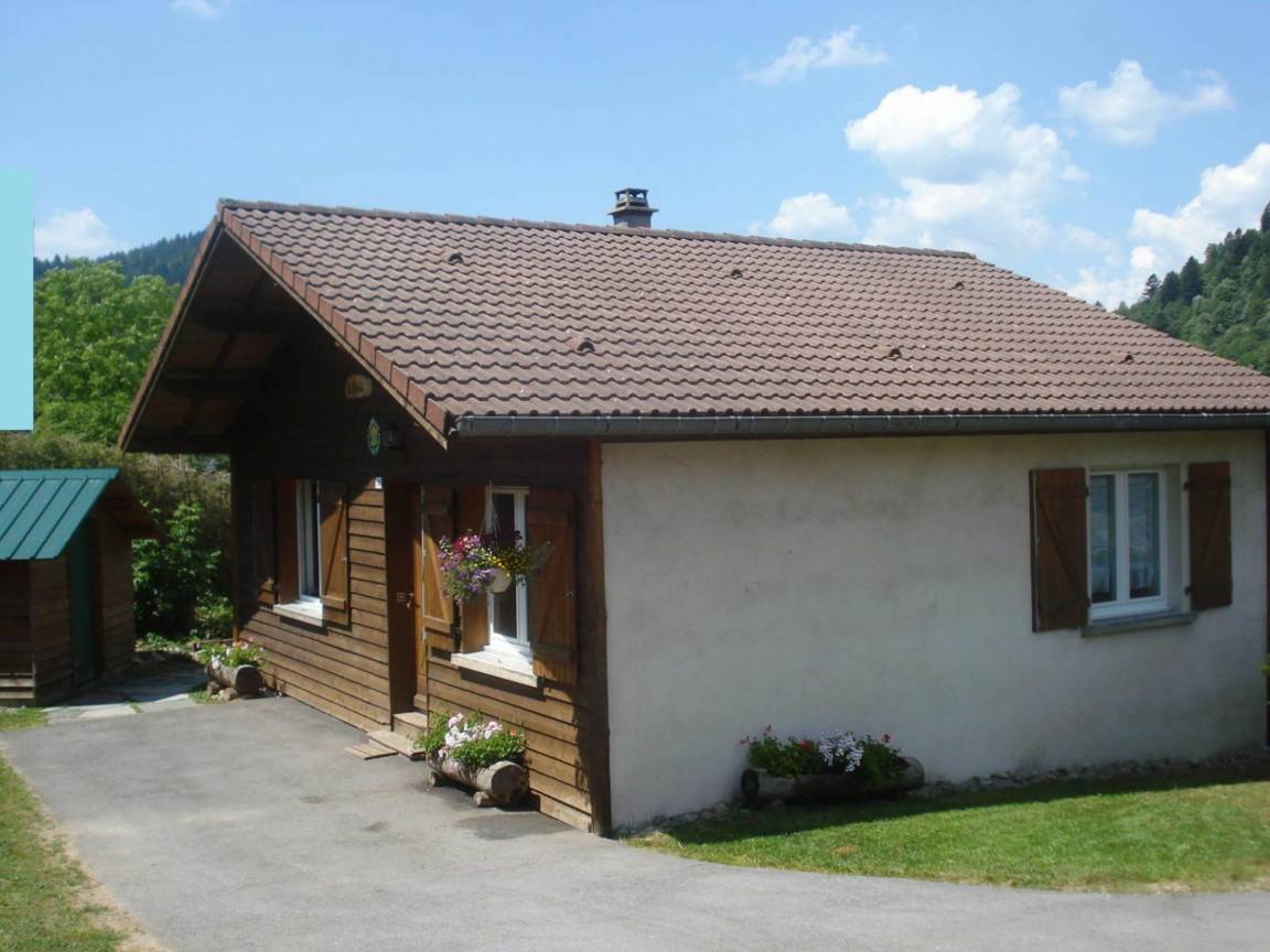 60 M² Cottage ∙ 2 Bedrooms ∙ 4 Guests - Alps