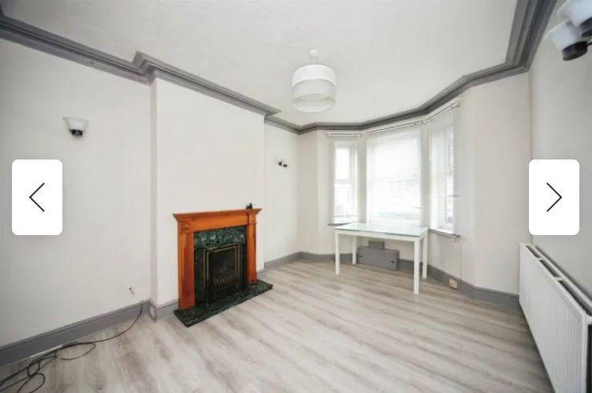 75 M² House ∙ 4 Bedrooms ∙ 7 Guests - Luton