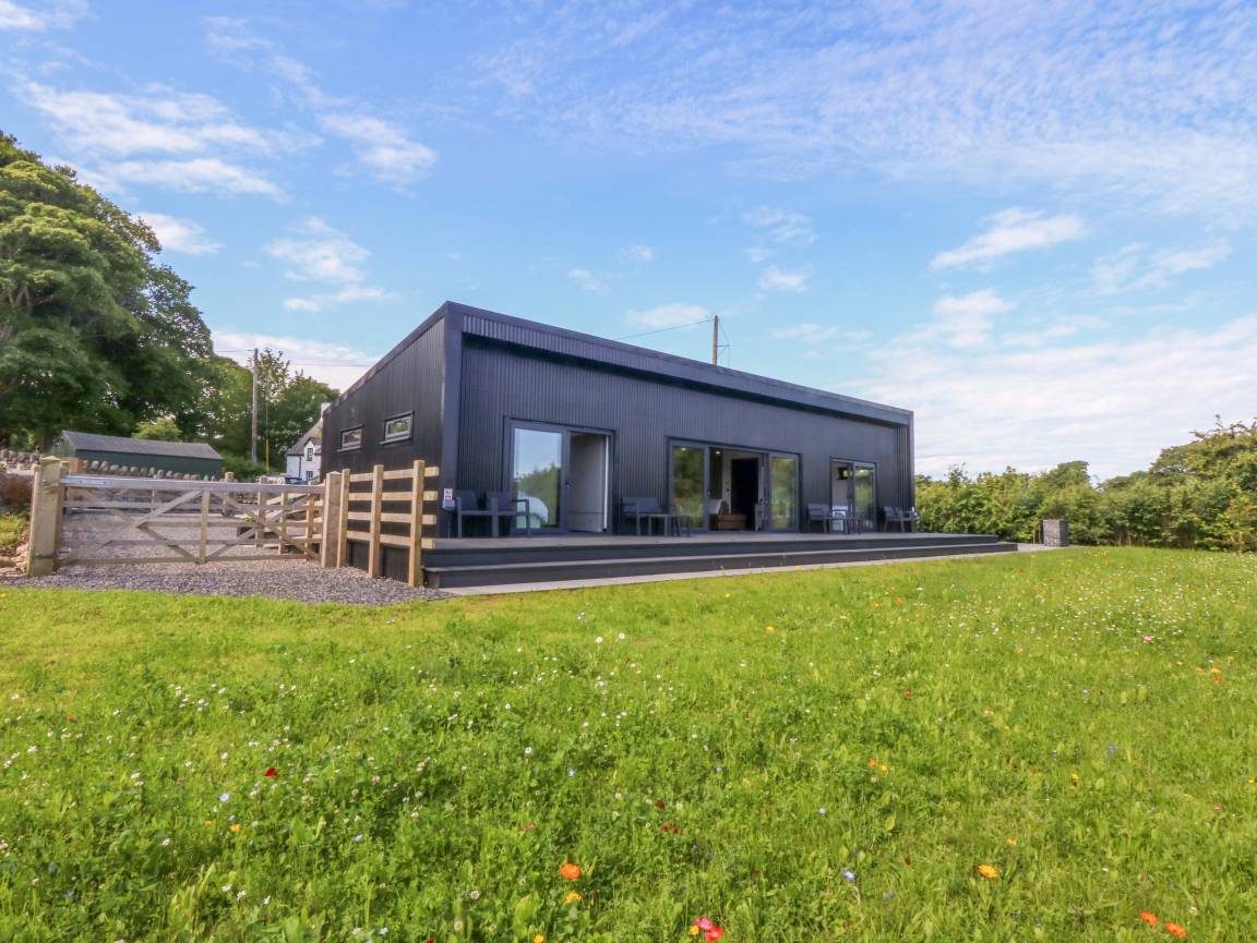 Cottage ∙ 2 Bedrooms ∙ 4 Guests - Moelfre