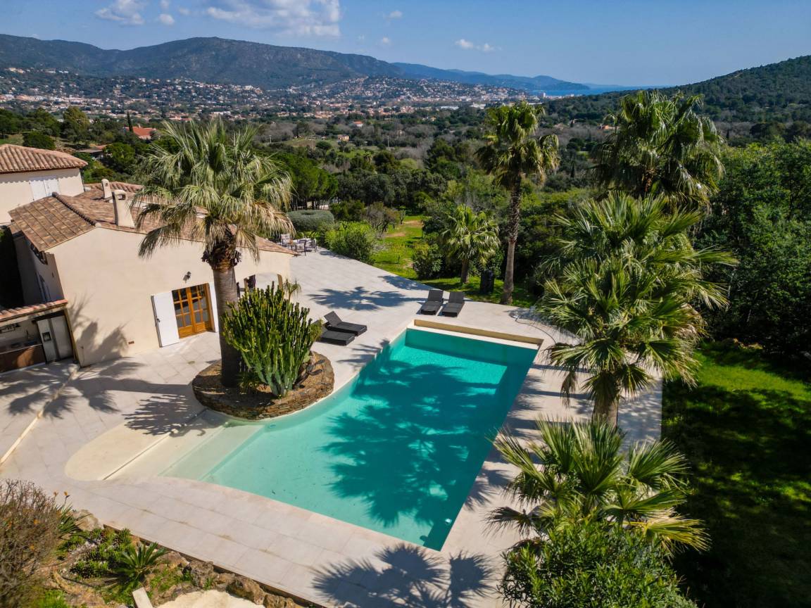 350 M² Villa ∙ 1 Chambre ∙ 10 Personnes - Île du Levant