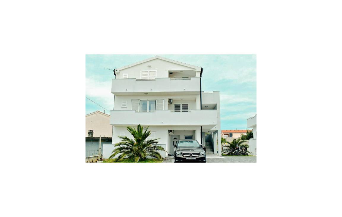 65 M² Ferienwohnung ∙ 2 Schlafzimmer ∙ 5 Gäste - Nin