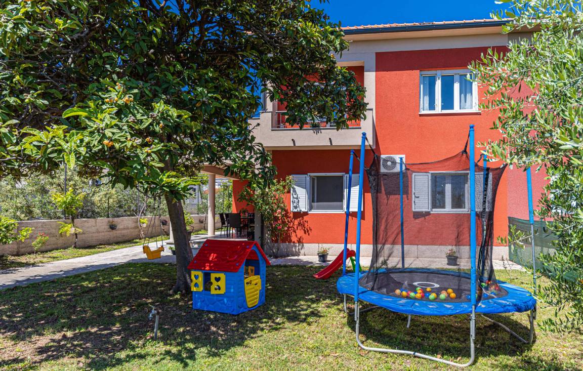 130 M² House ∙ 4 Bedrooms ∙ 8 Guests - Croatia