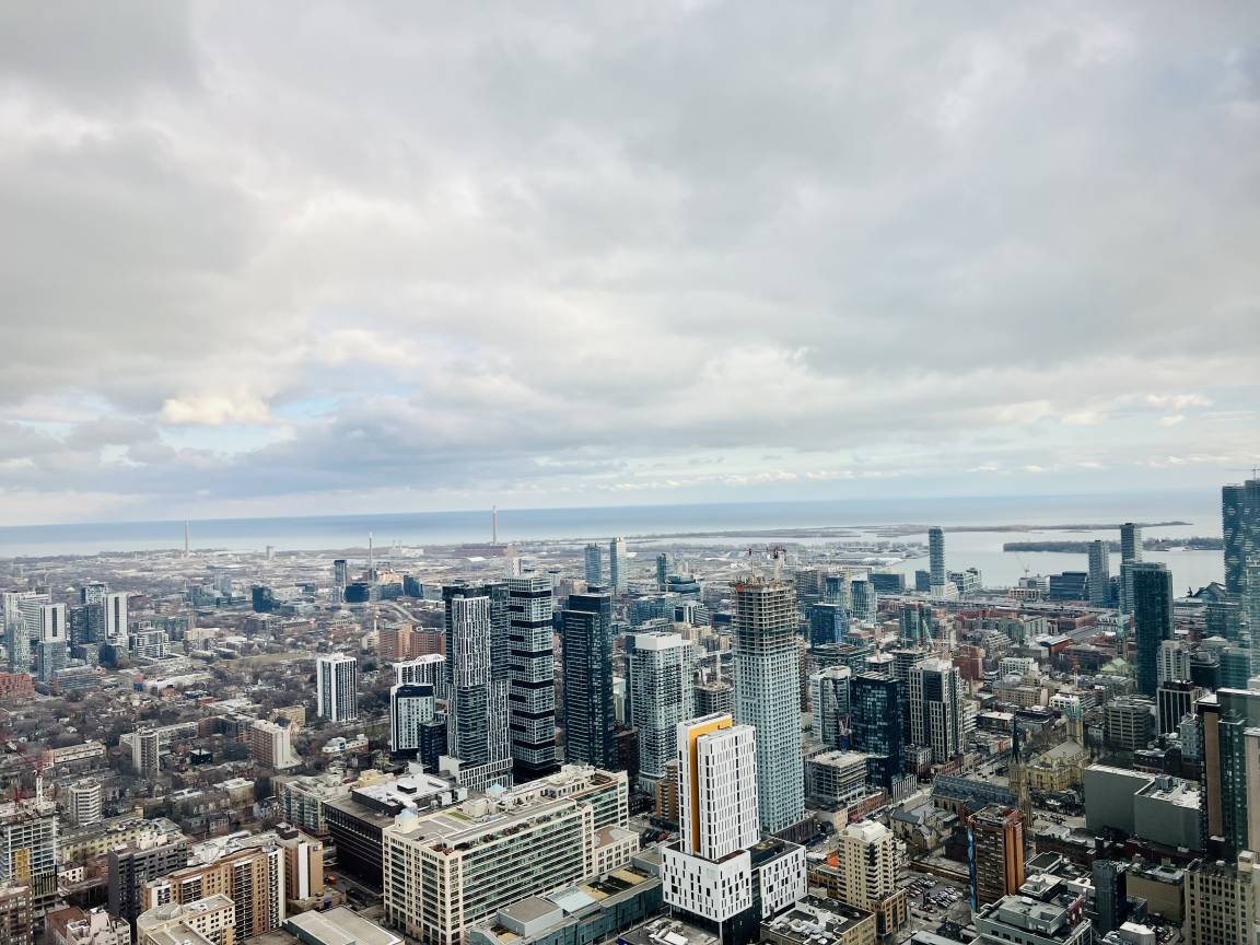 690 M² Apartment ∙ 3 Bedrooms ∙ 5 Guests - Toronto
