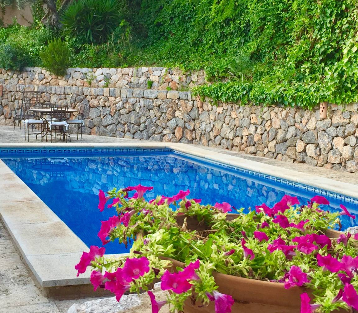 200 M² Villa ∙ 4 Bedrooms ∙ 8 Guests - Calvià
