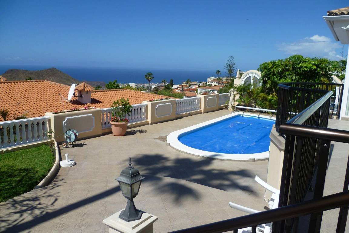 200 M² Ferienhaus ∙ 4 Schlafzimmer ∙ 8 Gäste - Teneriffa