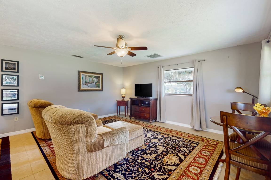 88 M² Apartment ∙ 1 Bedroom ∙ 2 Guests - Paynes Prairie Preserve State Park, Micanopy