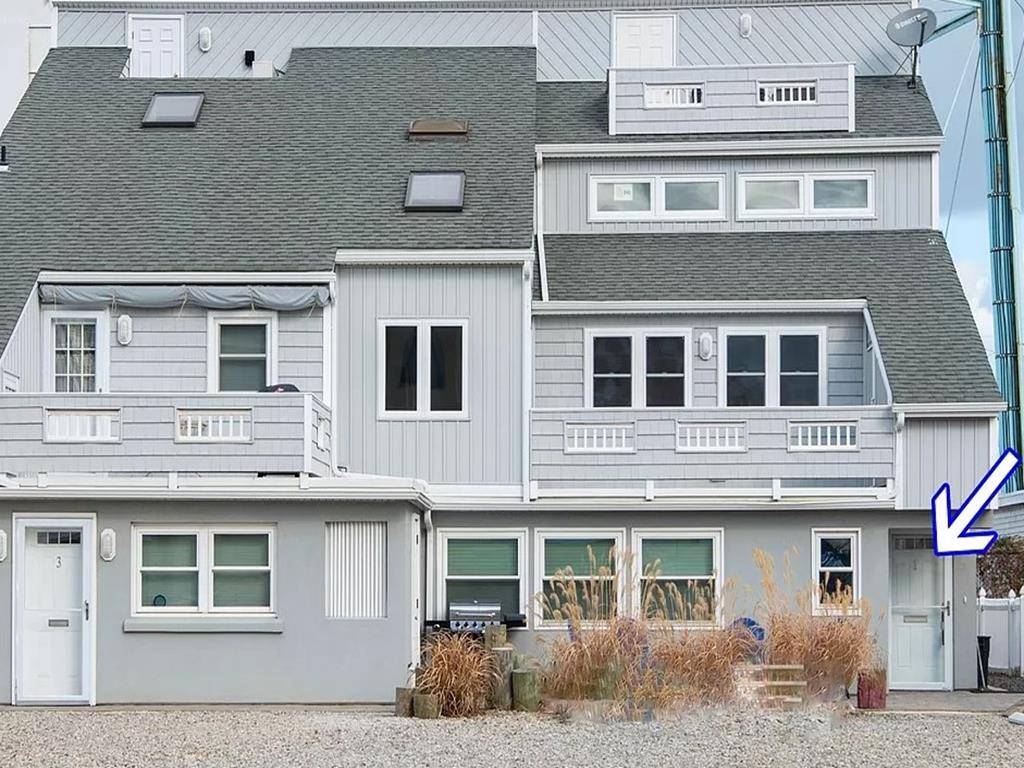 Condo ∙ 5 Bedrooms ∙ 10 Guests - Long Beach Island, NJ