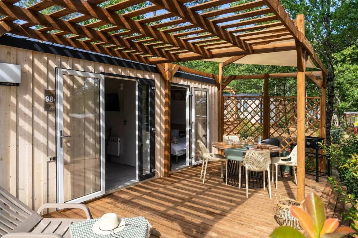 33 M² Mobil-home ∙ 2 Chambres ∙ 4 Personnes - Salavas