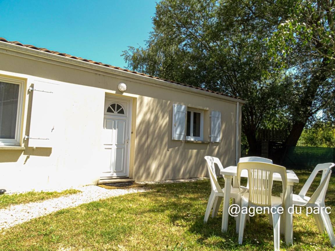 84 M² Maison De Vacances ∙ 3 Chambres ∙ 6 Personnes - Royan
