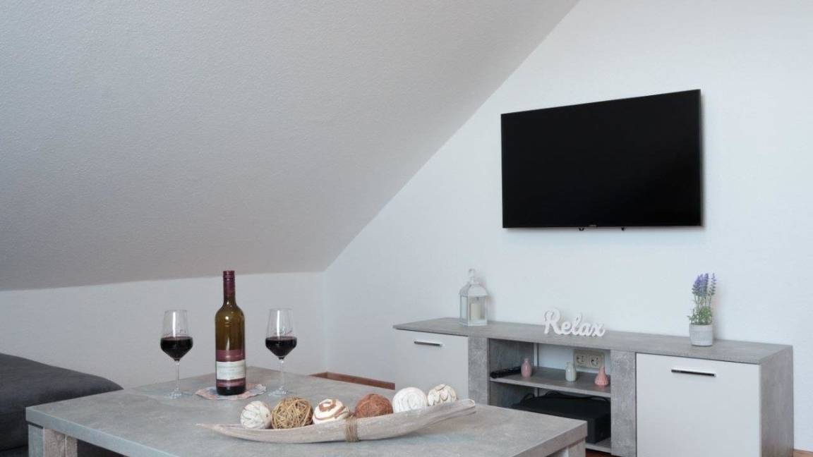 90 M² Apartamento ∙ 2 Habitaciones ∙ 4 Huéspedes - Konz