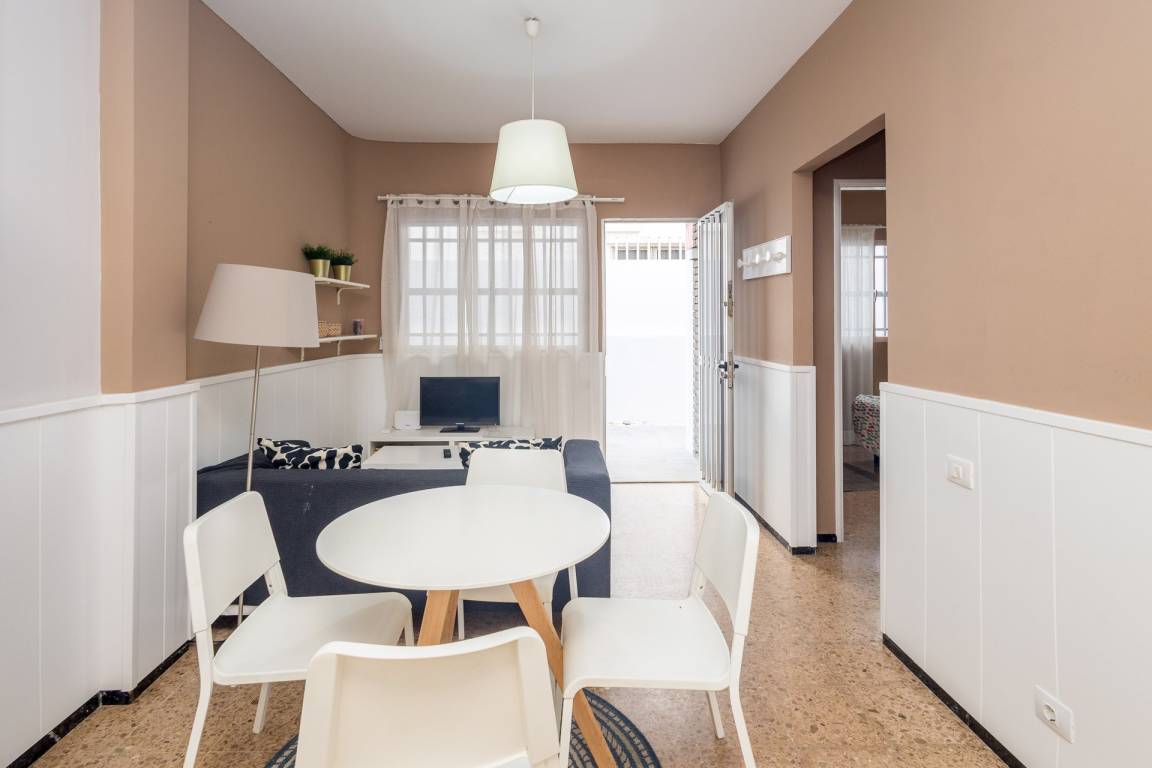 55 M² Apartamento ∙ 2 Habitaciones ∙ 4 Huéspedes - Telde