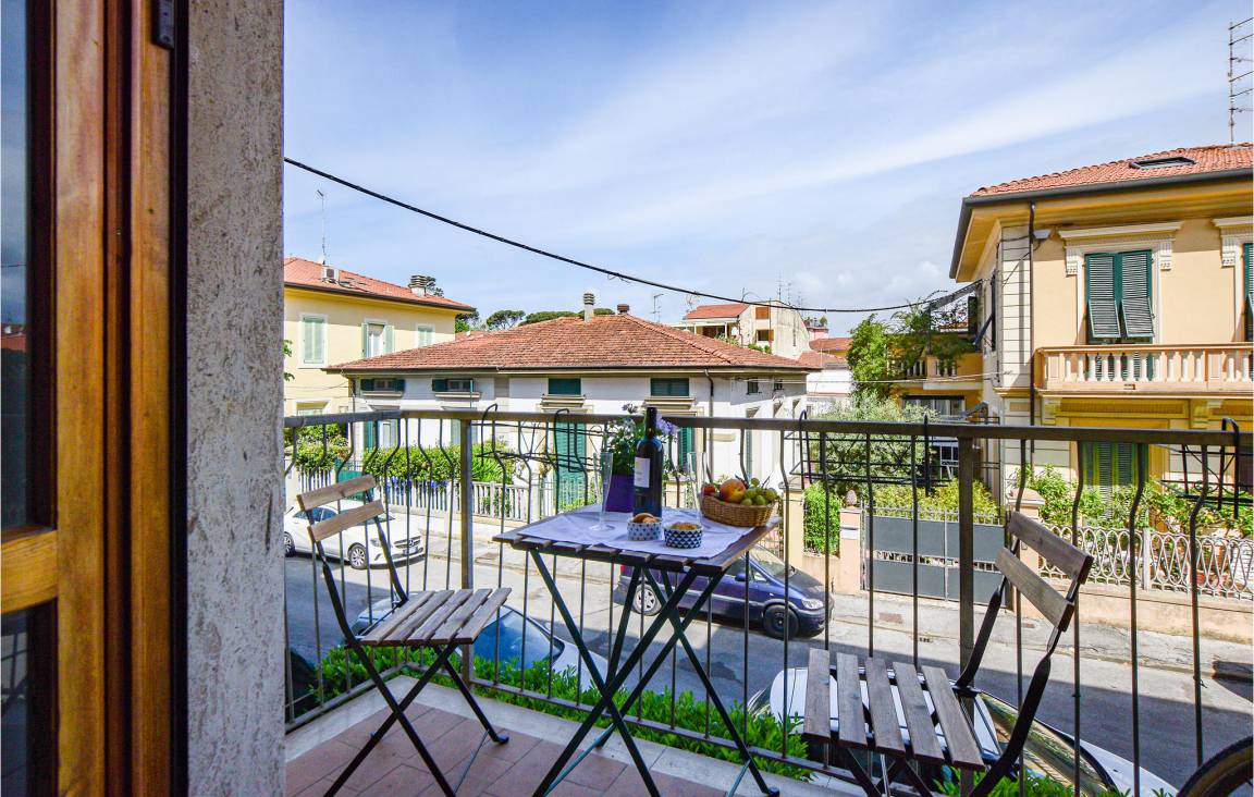70 M² Apartamento ∙ 2 Habitaciones ∙ 6 Huéspedes - Viareggio