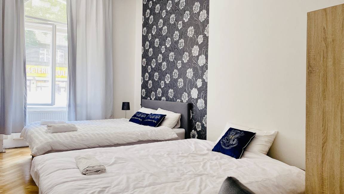 90 M² Appartement ∙ 3 Chambres ∙ 13 Personnes - Prague