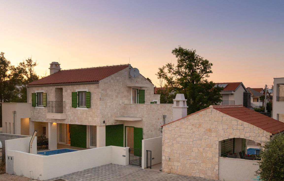 140 M² Ferienhaus ∙ 3 Schlafzimmer ∙ 8 Gäste - Zaton