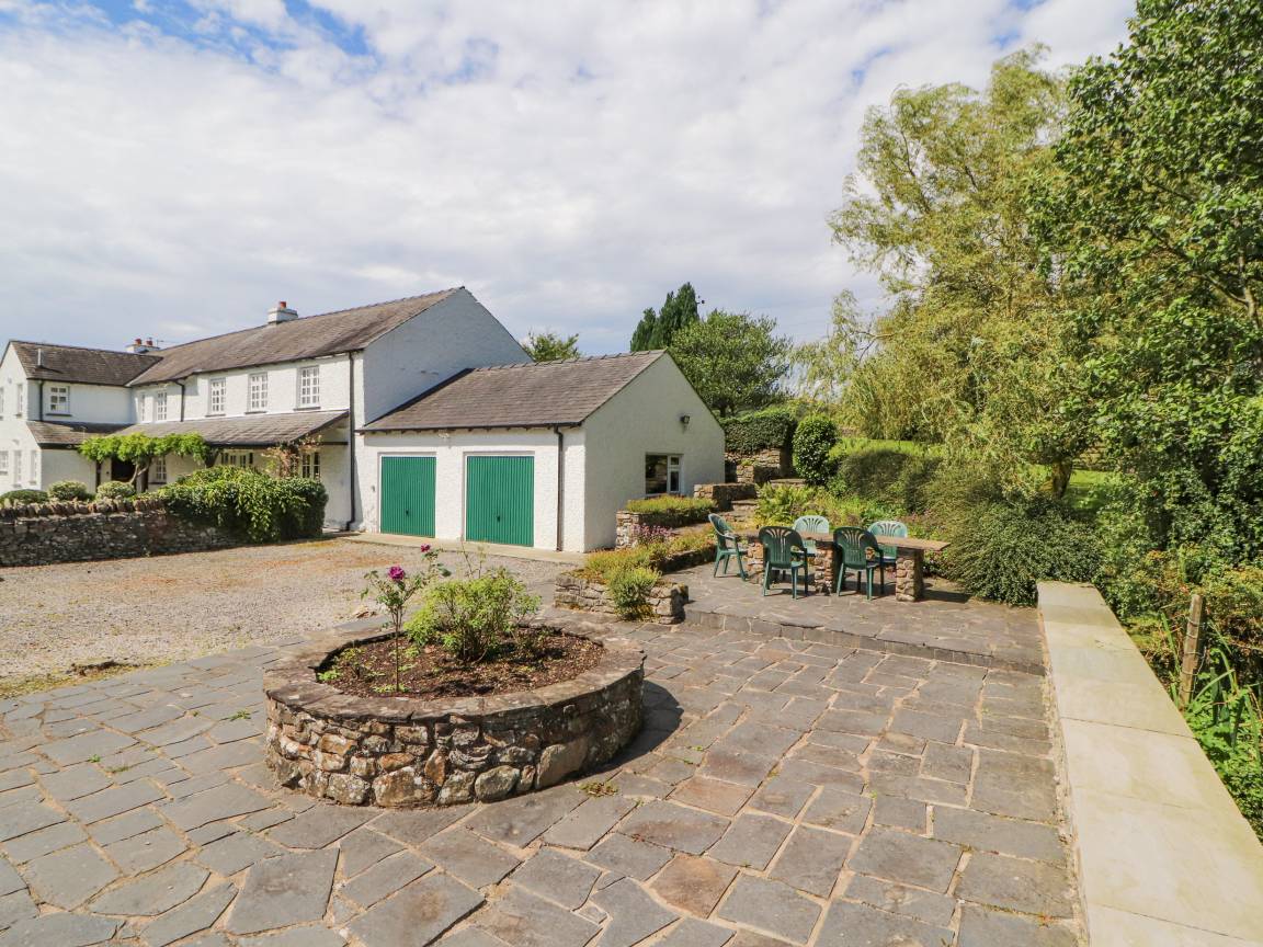 Cottage ∙ 4 Bedrooms ∙ 8 Guests - Kendal
