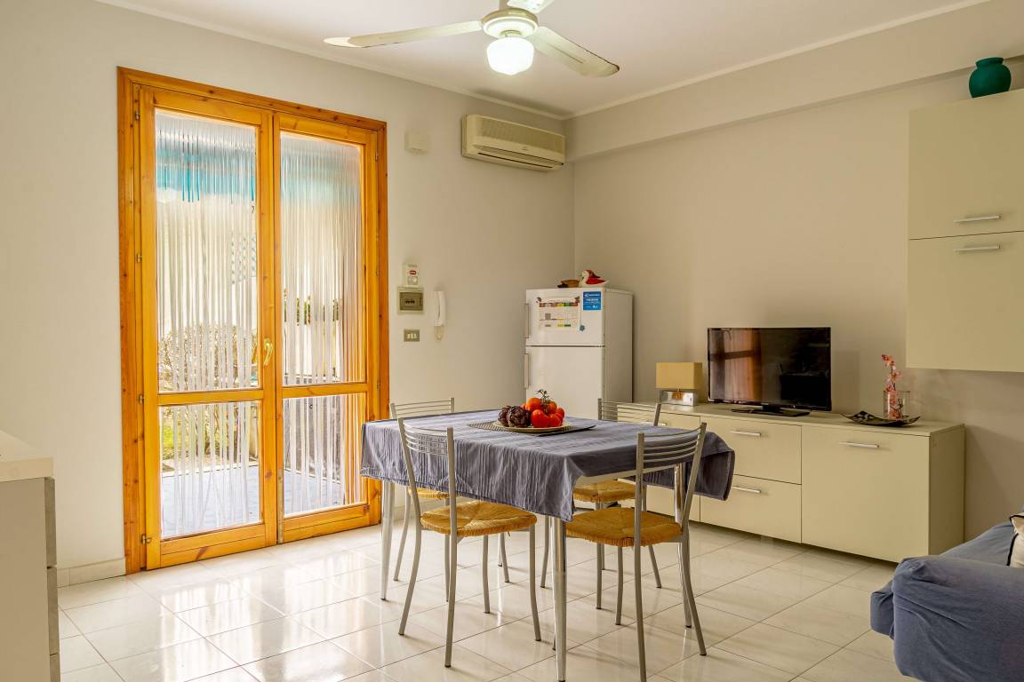 50 M² Ferienwohnung ∙ 2 Schlafzimmer ∙ 4 Gäste - Sizilien