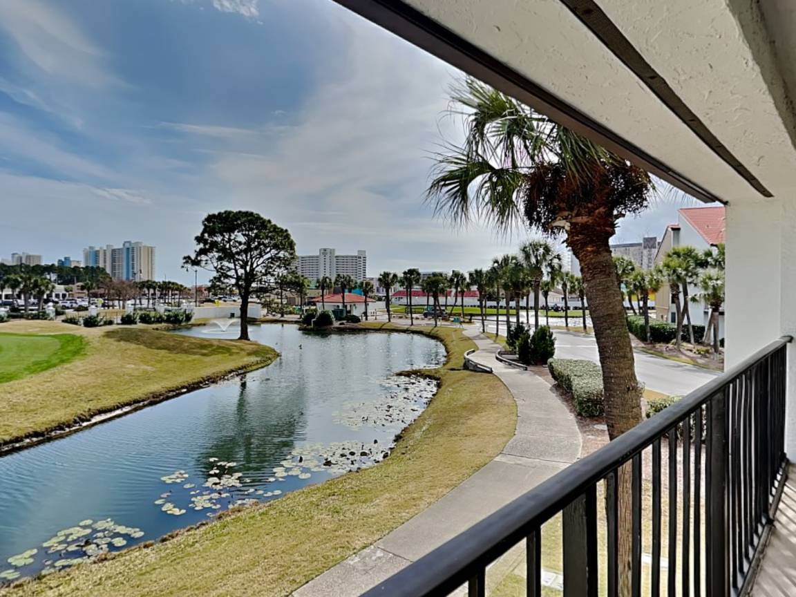 135 M² Condo ∙ 3 Bedrooms ∙ 8 Guests - Panama City Beach, FL