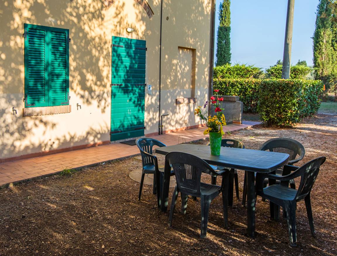 60 M² House ∙ 1 Bedroom ∙ 4 Guests - Cecina
