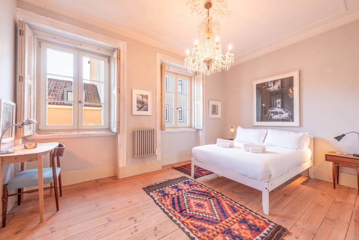 90 M² Apartamento ∙ 2 Habitaciones ∙ 4 Huéspedes - Campolide