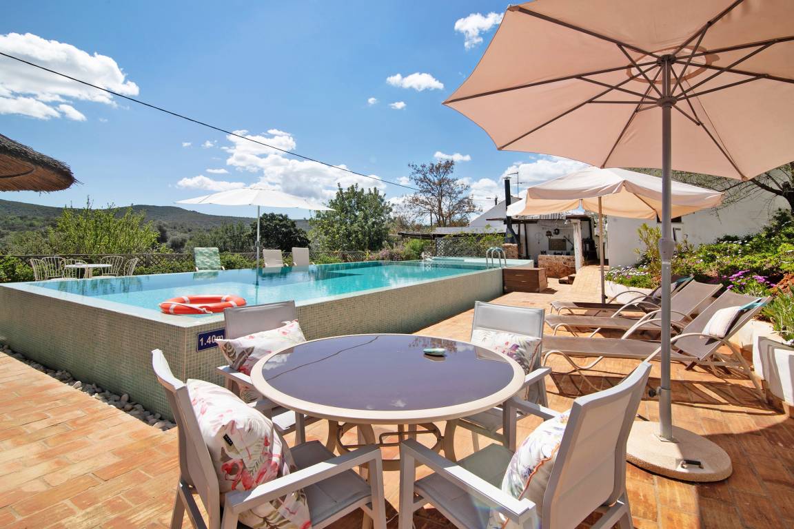 39 M² House ∙ 1 Bedroom ∙ 5 Guests - Faro District