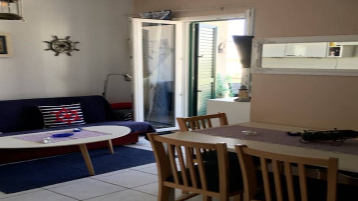 35 M² Ferienwohnung ∙ 2 Schlafzimmer ∙ 5 Gäste - Sutivan