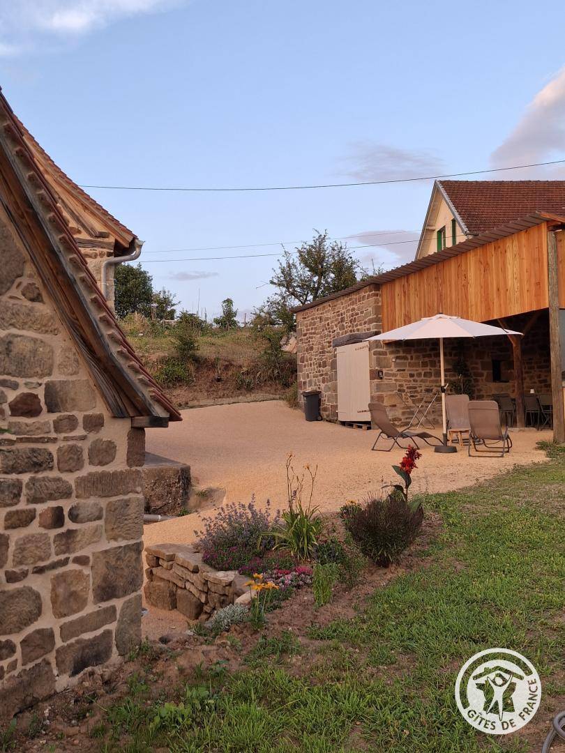 Gîte ∙ 4 Chambres ∙ 6 Personnes - Collonges-la-Rouge
