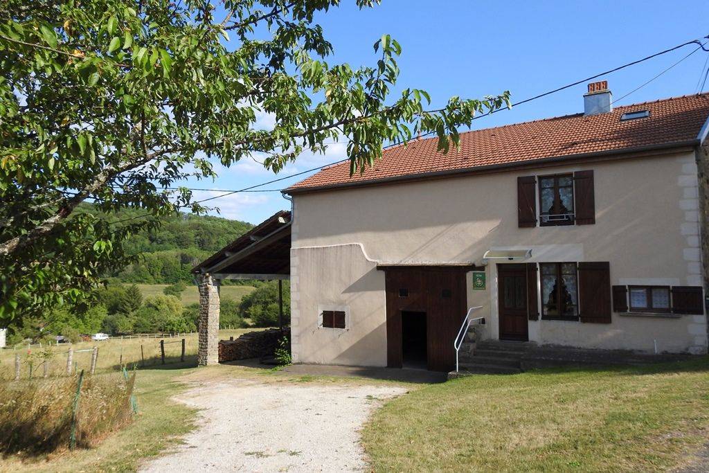 196 M² Gîte ∙ 3 Chambres ∙ 6 Personnes - Haute-Marne