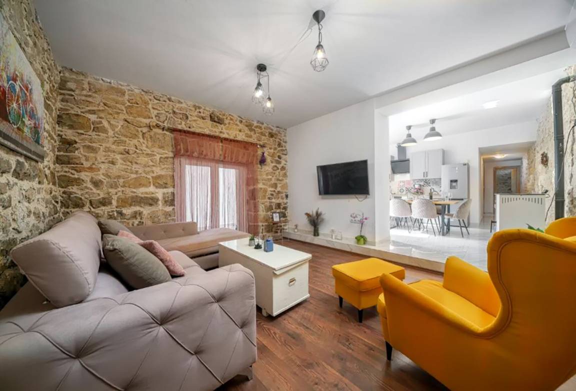 150 M² Ferienhaus ∙ 4 Schlafzimmer ∙ 8 Gäste - Murter