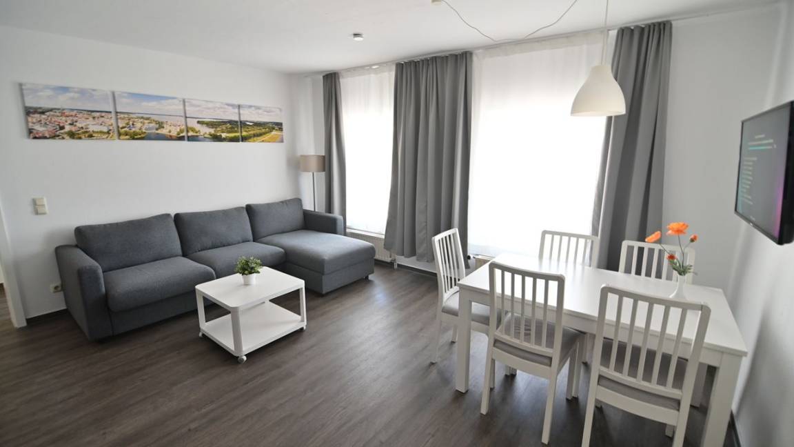 62 M² Apartament ∙ 2 Sypialnie ∙ 6 Gości - Schwerin