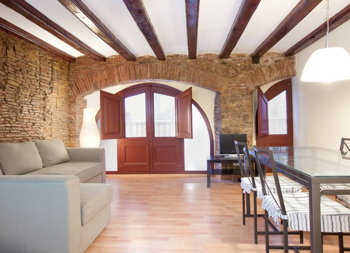 55 M² Apartamento ∙ 3 Habitaciones ∙ 4 Huéspedes - Catedral de Barcelona