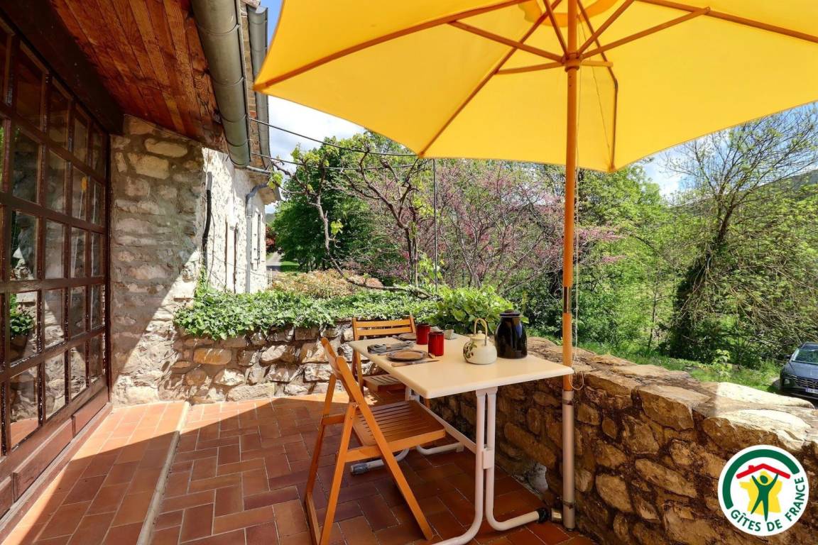 120 M² Gîte ∙ 3 Chambres ∙ 6 Personnes - Saillans