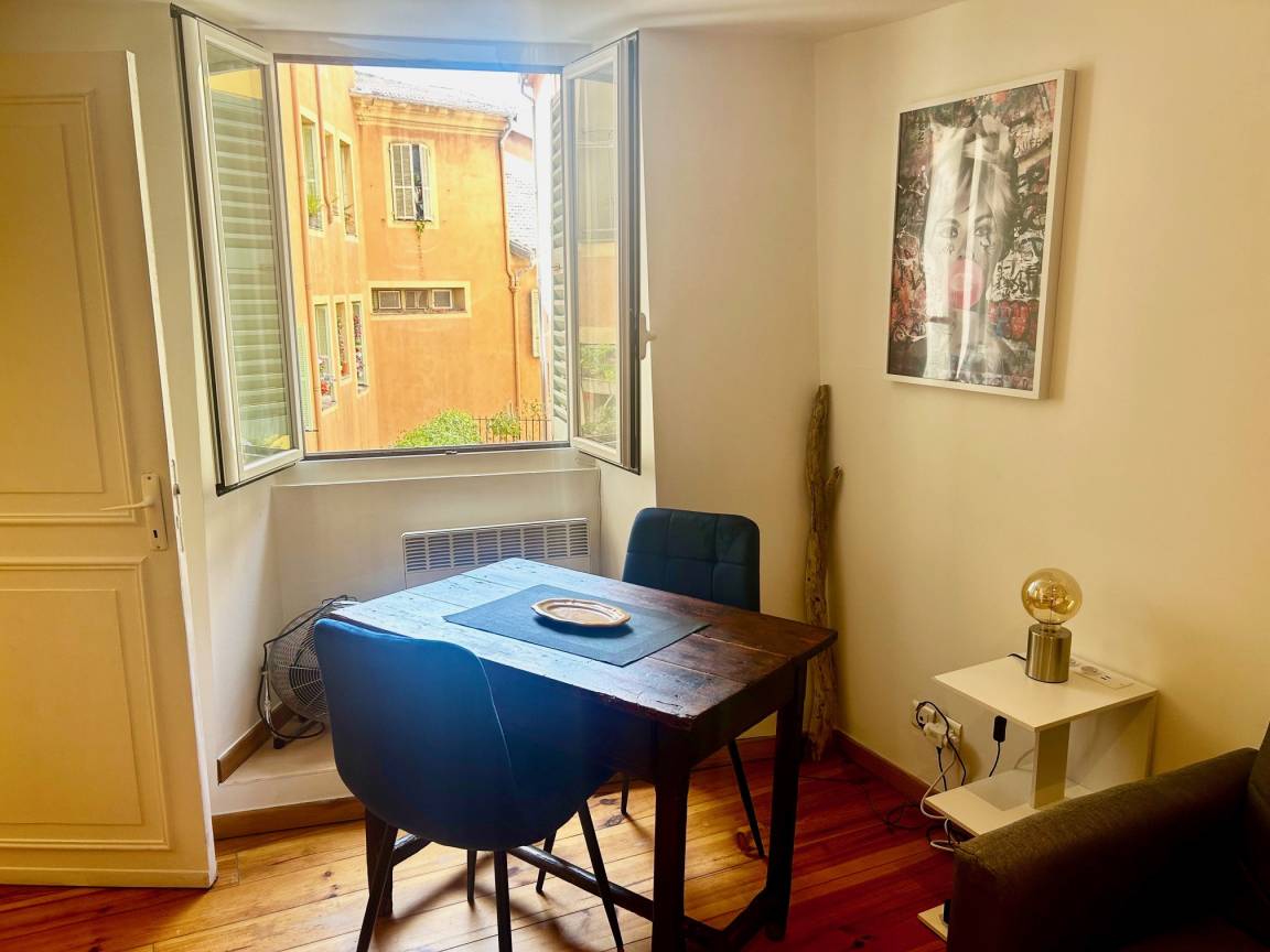 28 M² Studio ∙ 1 Chambre ∙ 2 Personnes - ibis budget Nice Californie Lenval