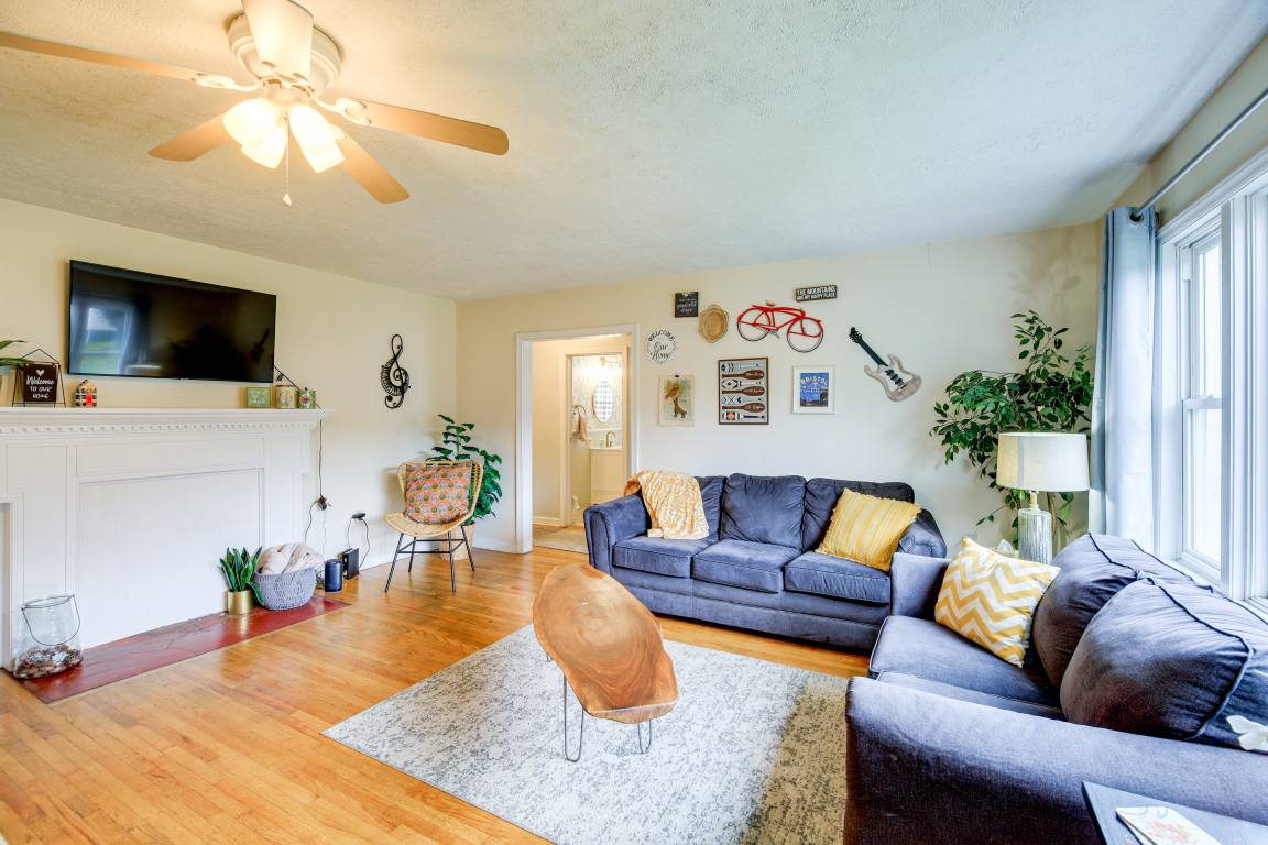 120 M² House ∙ 3 Bedrooms ∙ 6 Guests - Bristol, TN