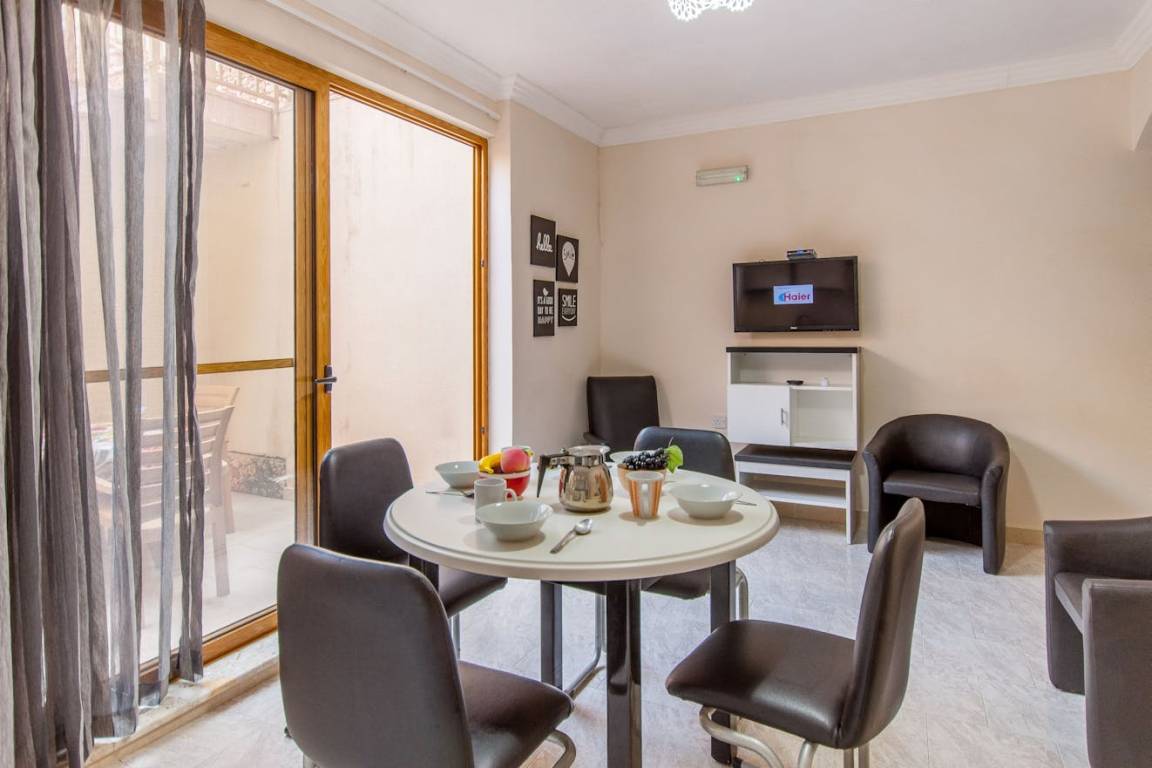58 M² Appartement ∙ 2 Slaapkamers ∙ 4 Gasten - Malta